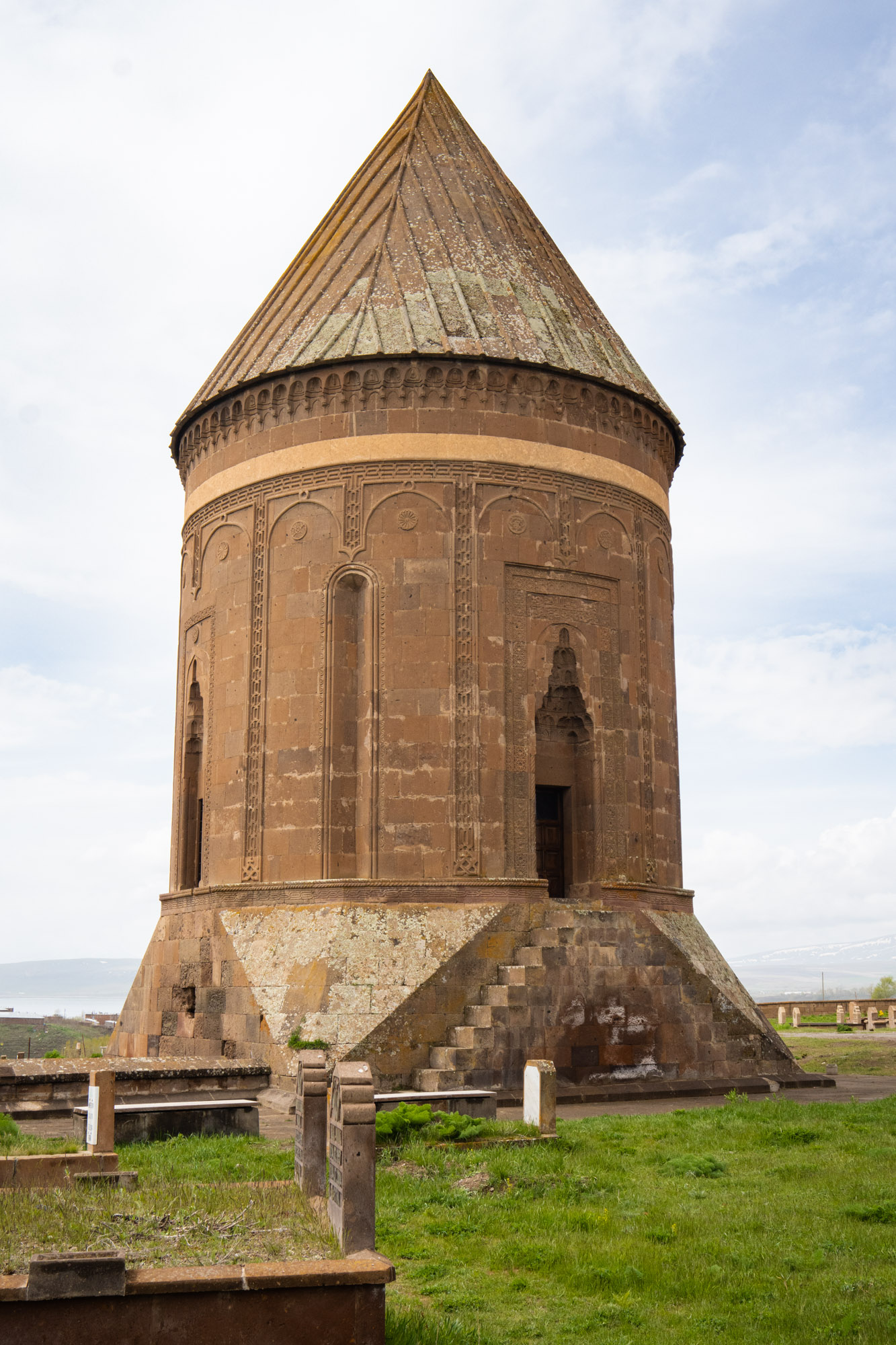 The Seljuk Graves and Tombs of Ahlat | The Art of Wayfaring
